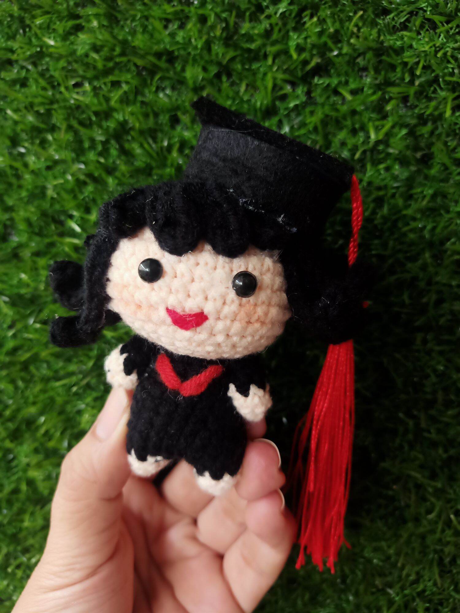 Cute Crochet Graduation Doll😊可爱钩织毕业娃娃 | Lazada