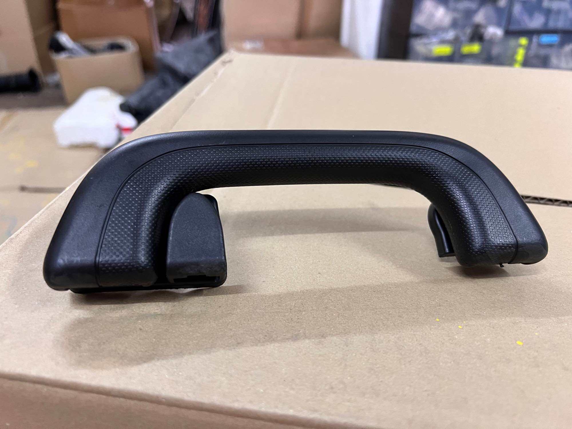 USED PROTON SAGA VVT ROOF INNER CEILING HANDLE REAR RIGHT ORIGINAL | Lazada