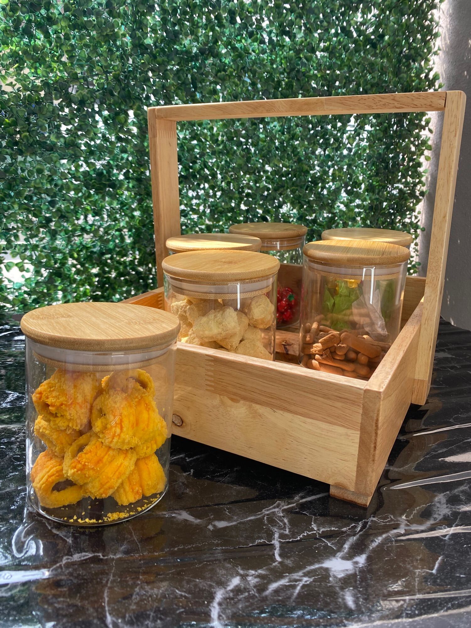 Dulang Kuih Raya Beroda Biskut Raya Set Balang Kuih Raya Botol Kaca ...