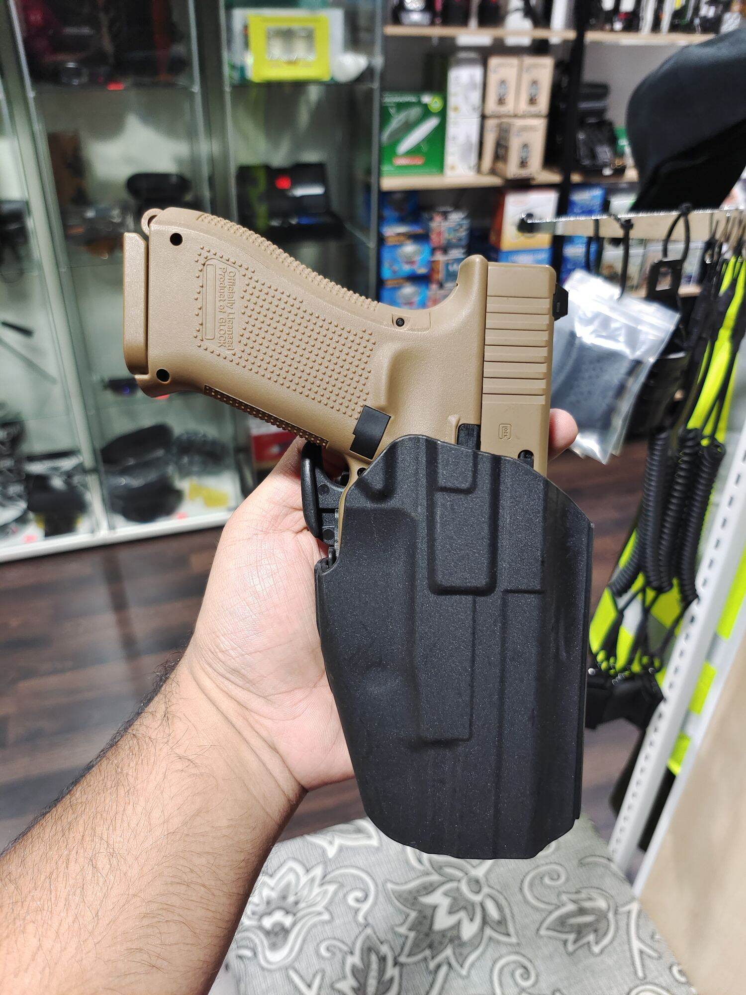 READY STOCK Sarung Pistol Holster Kydex Universal With Lock | Lazada