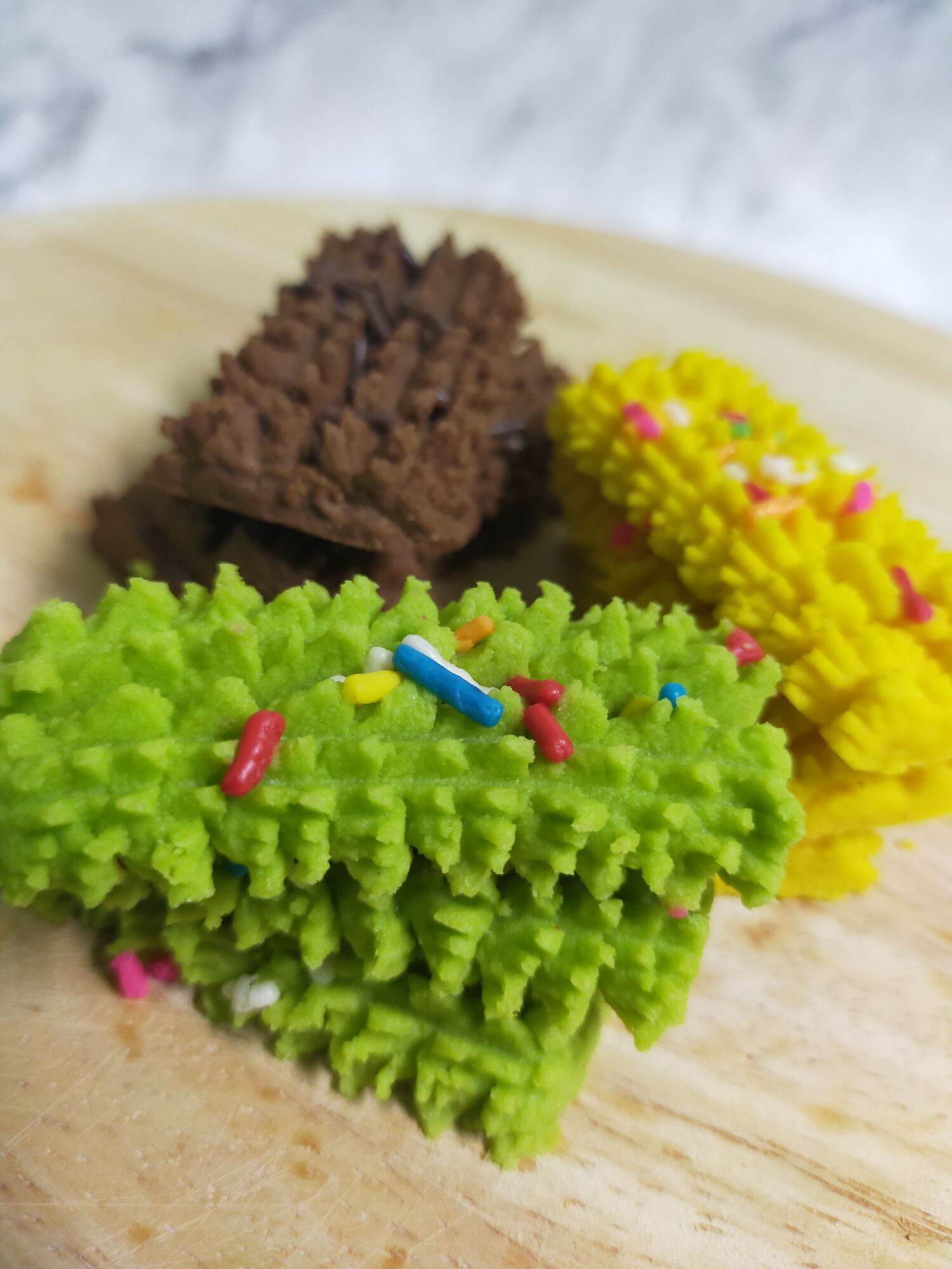 Semperit klasik / semperit coklat koko / semperit pandan kelapa ...