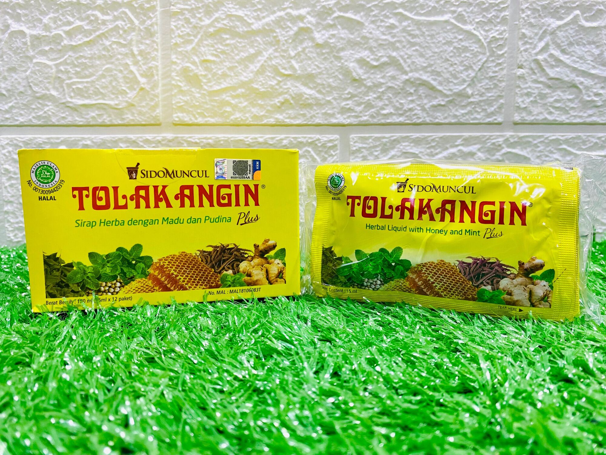 TOLAK ANGIN SIDOMUNCUL [15ML X12SACHETS/BOX] [HERBAL LIQUID WITH HONEY ...