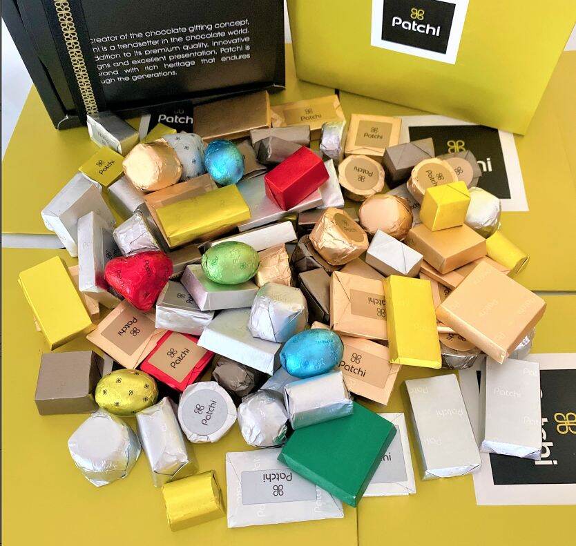 Patchi Classic Luxury Chocolate Assorted Flavours Thin Crisp Valentine's Day Gift Box for ...