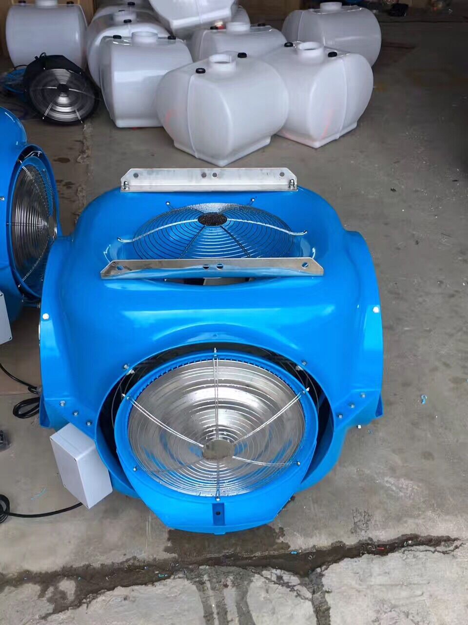 High Power Industrial Fog Fan Outdoor Cooling Humidifying Large Floor ...