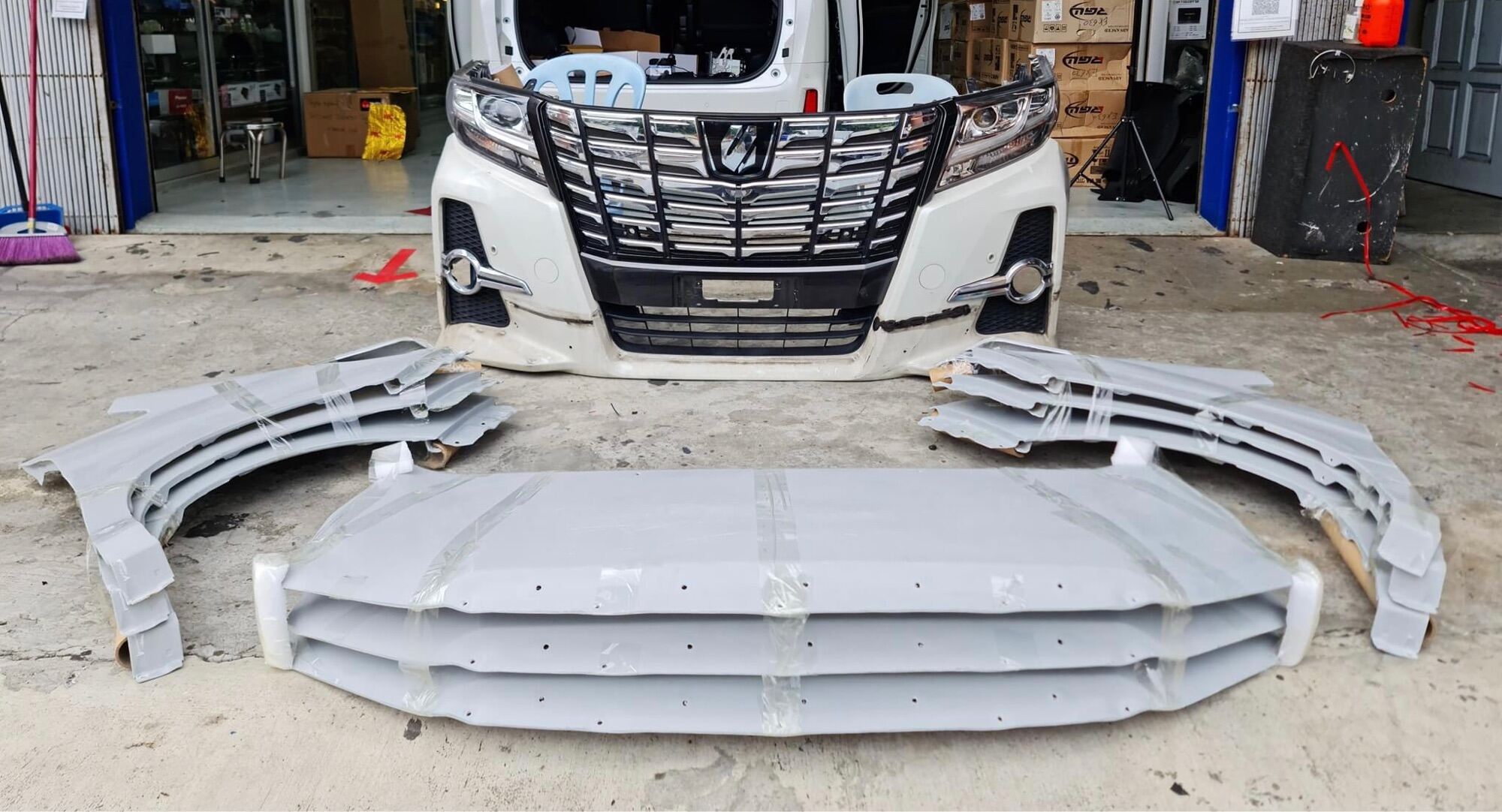 Toyota alphard anh10 2003 2005 2007 convert agh30 2015 2016 2017 front ...