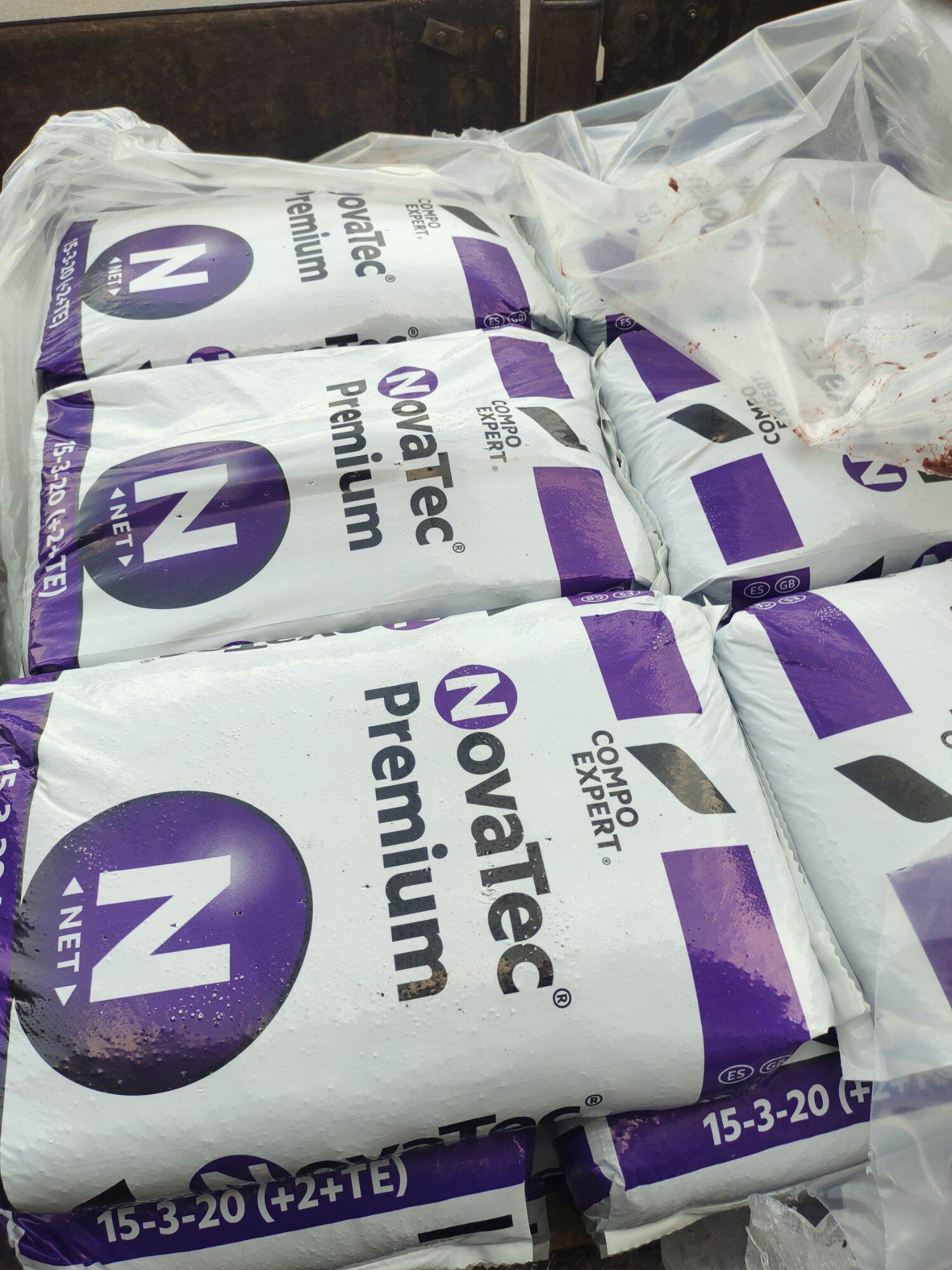 NovaTec Premium 15-3-20(+2+TE) (10kg/25kg) | Lazada