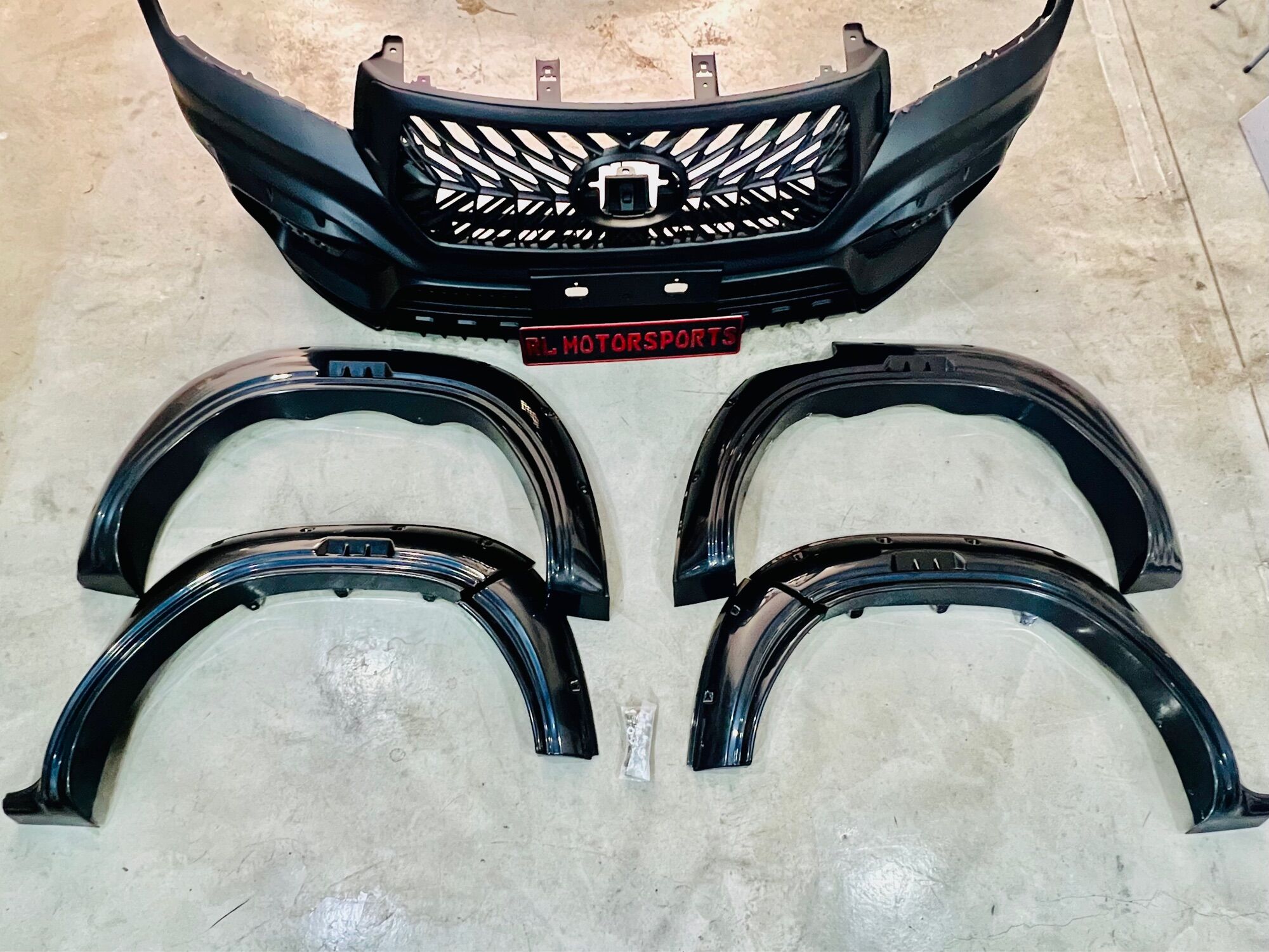 Toyota Hilux rocco Revo 2016 2017 2018 2019 Wald black bison Bodykit ...