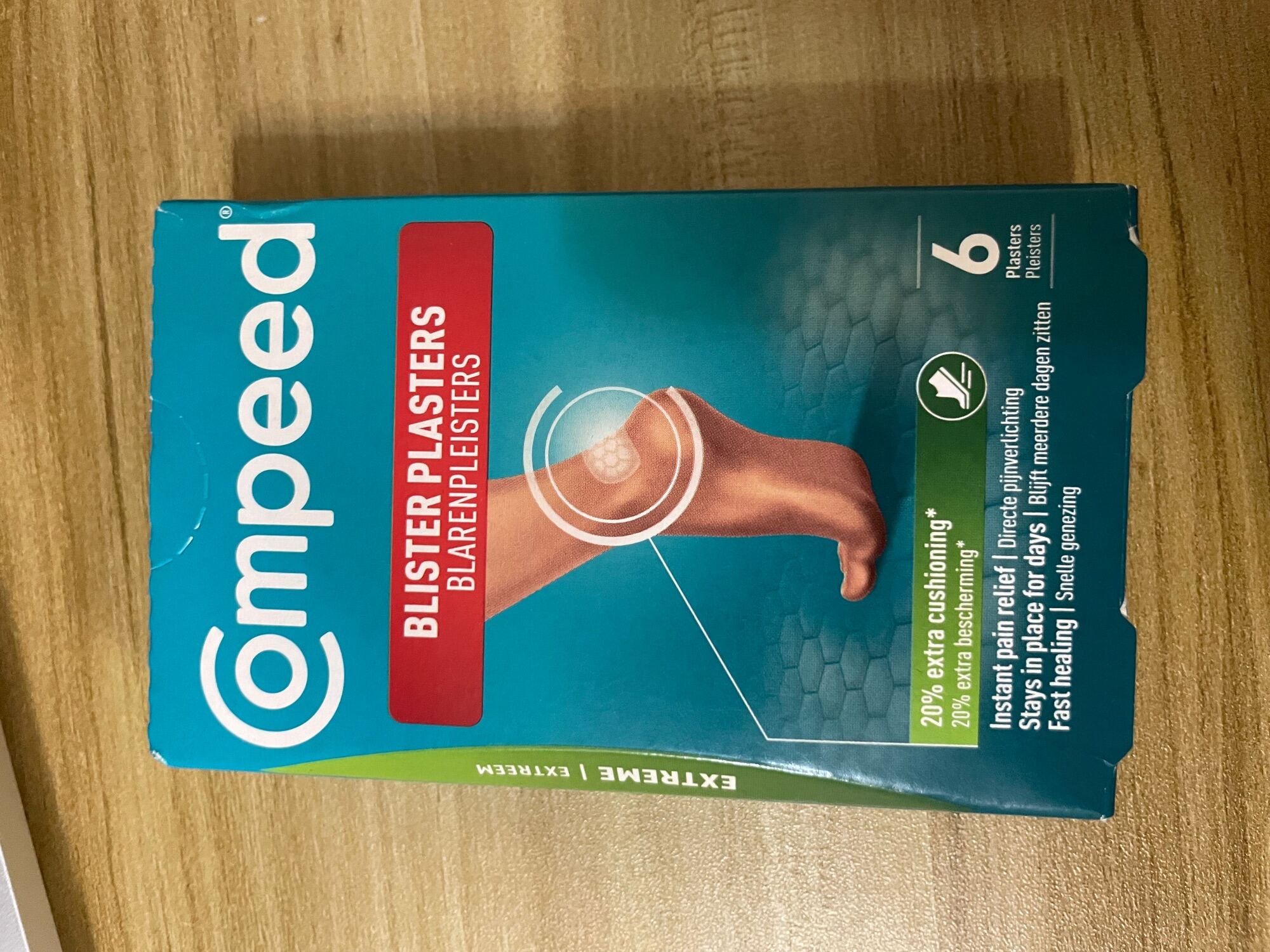 COMPEED Extreme Heel Blister Plasters, 5 Hydrocolloid Plasters, Foot ...