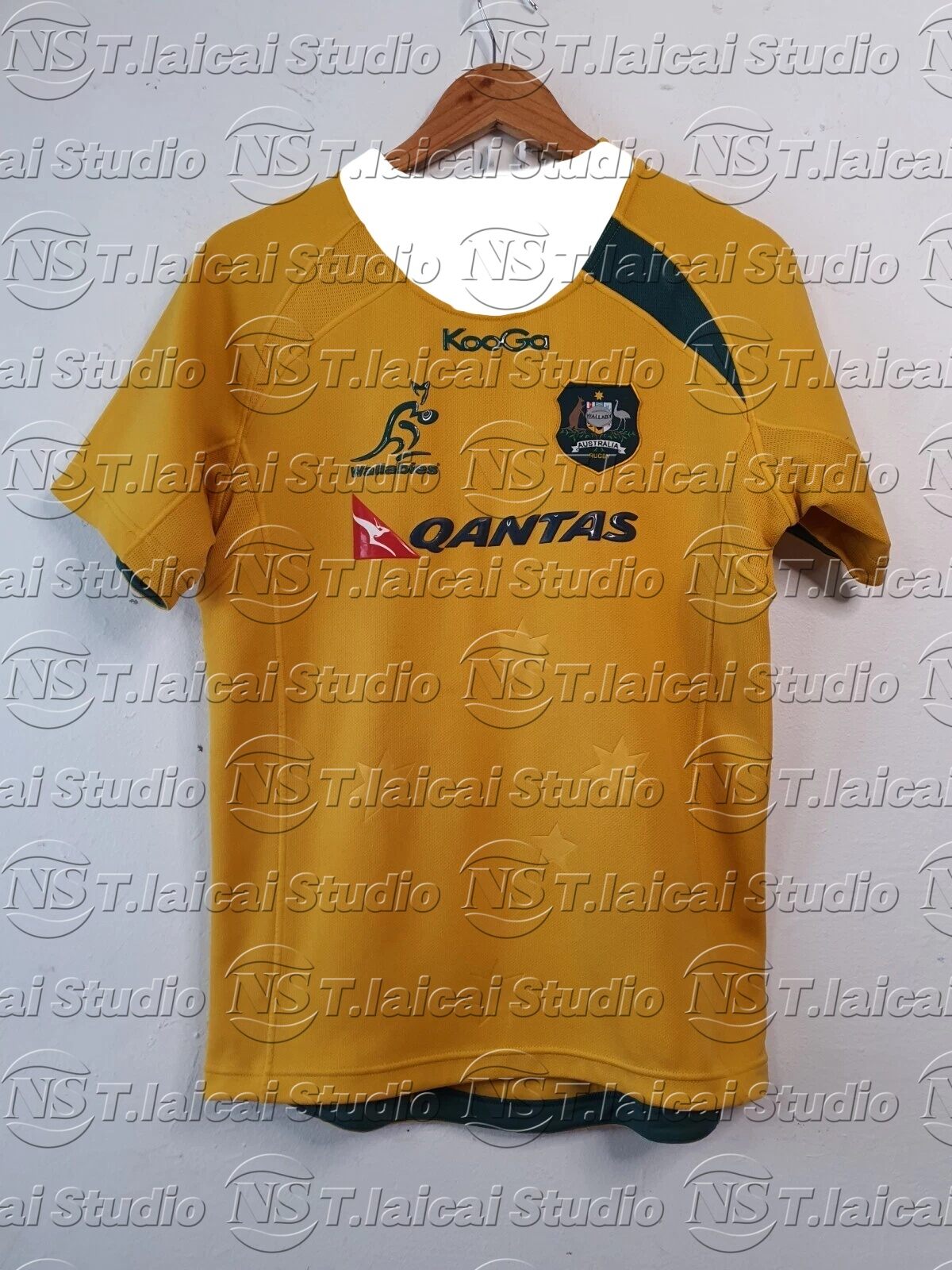 Australian rugby union jersey wallabies size mens medium yellow gree ...