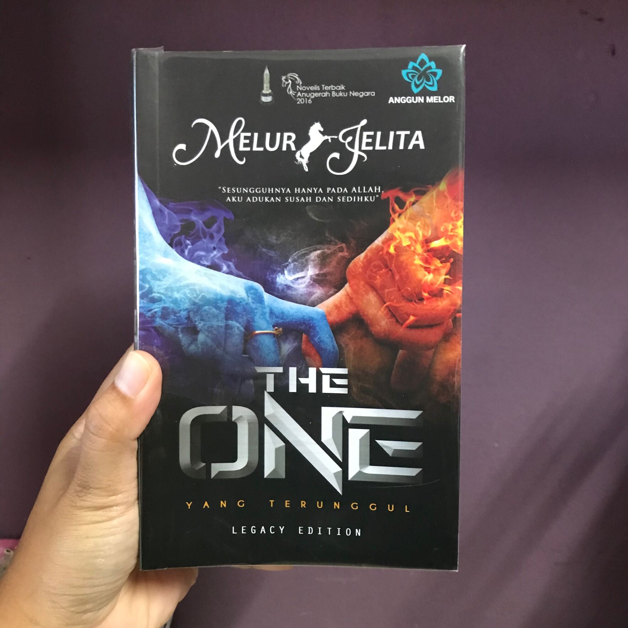 NOVEL MELAYU PRELOVED KONDISI 10/10 THE ONE KARYA MELUR JELITA. | Lazada