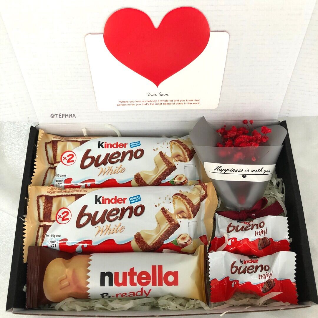 PERCUMA LED LIGHT Kinder Bueno Chocolate Gift Box Hadiah Hari Jadi ...