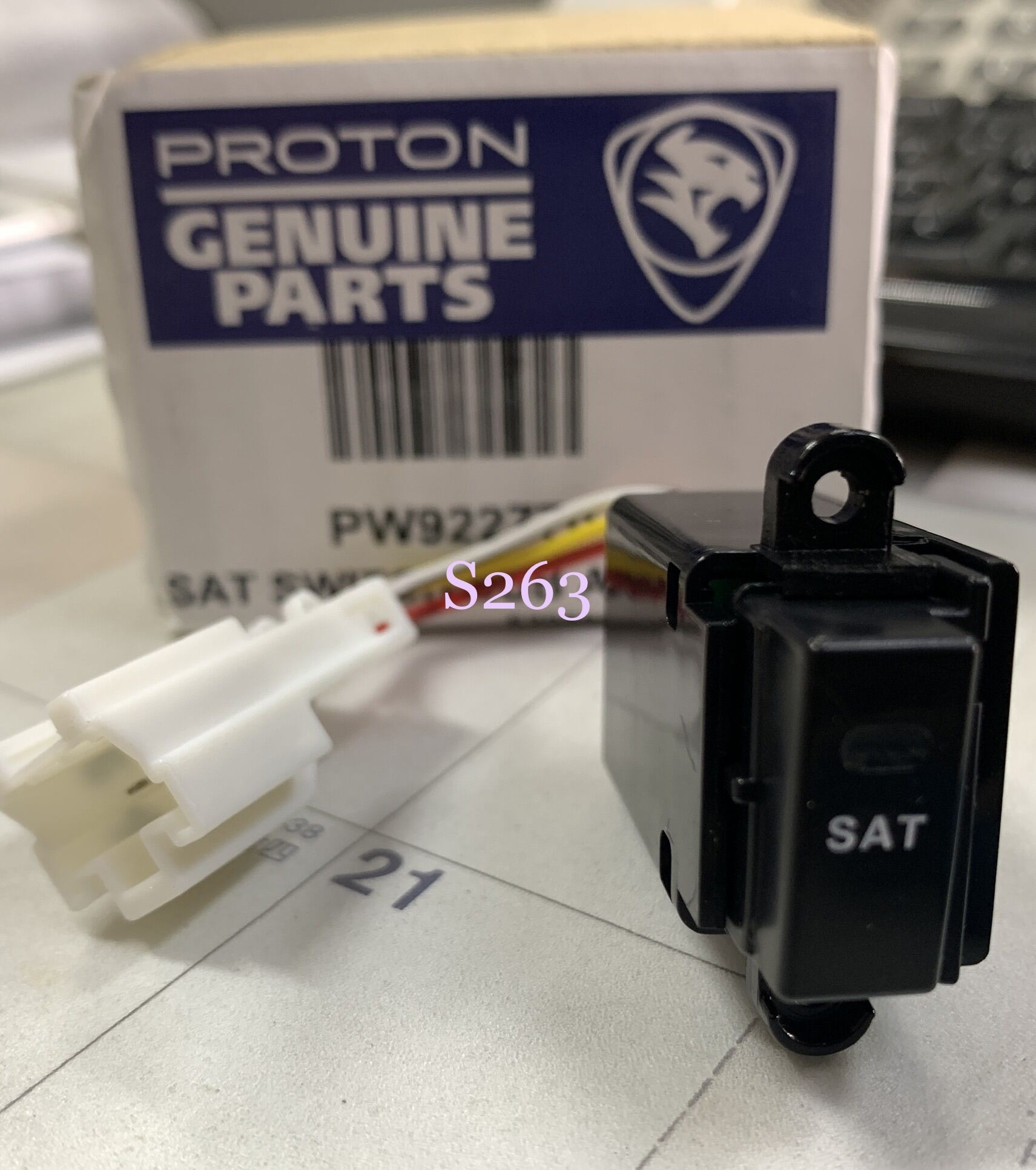 PROTON SAGA BLM FLX AUTO SAT SWITCH ORIGINAL PW922770 | Lazada