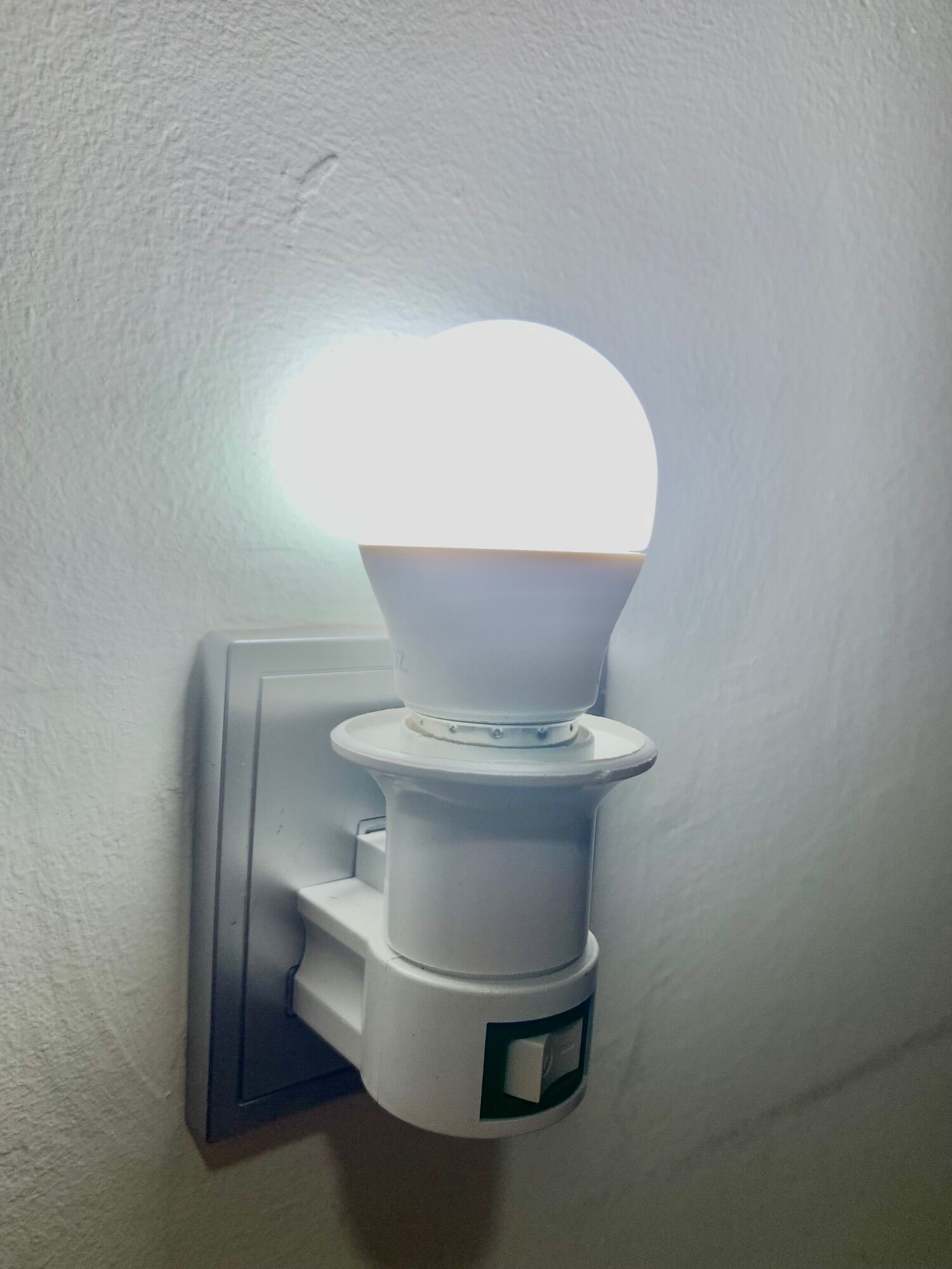 3 PIN PLUG E27 DIM LIGHT HOLDER / WALL LAMP HOLDER / Lampu Holder | Lazada