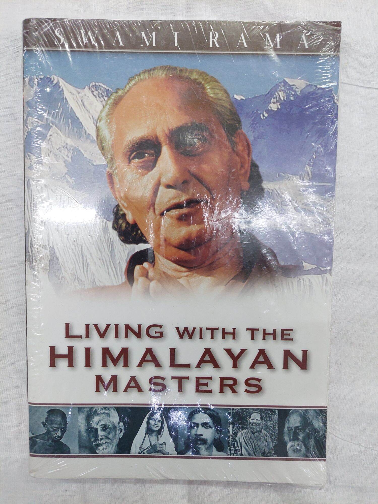 Living with The Himalayan Masters by Swami Rama | Lazada
