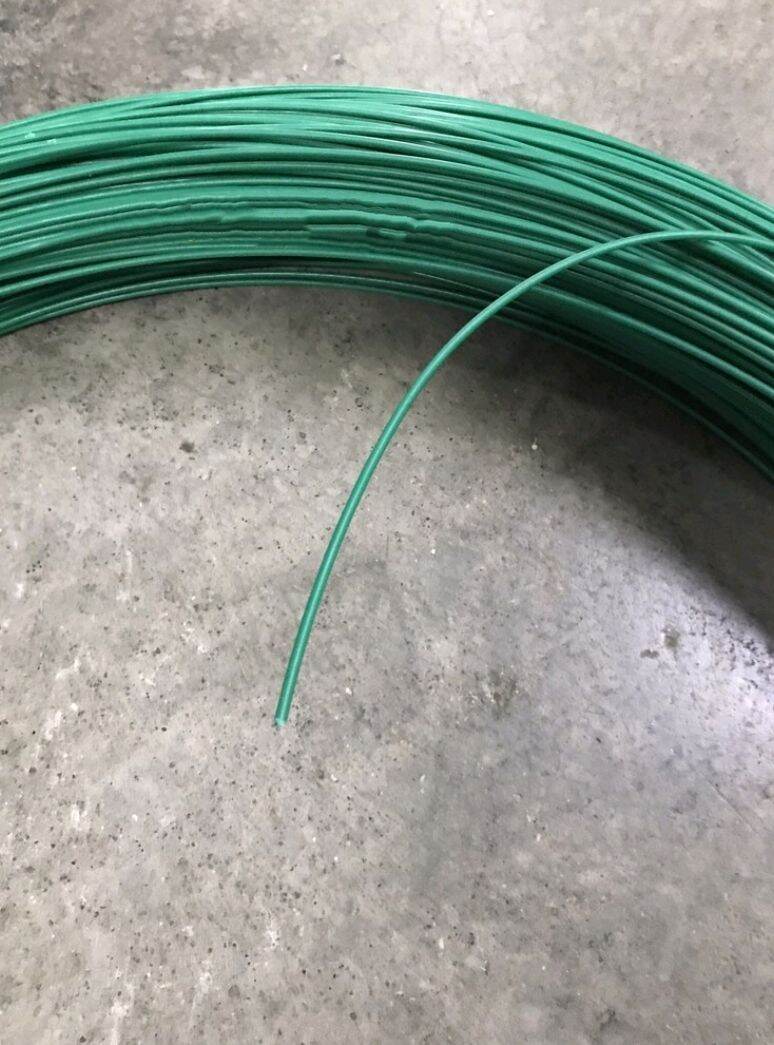 [#12] PVC Green Coated Wire | Dawai Penyidai Baju | Lazada