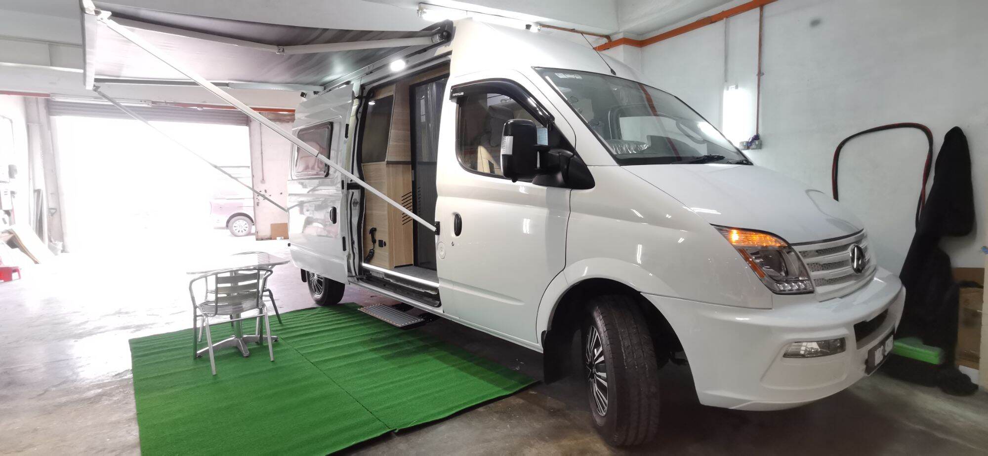 Leon weststar Maxus v80 Caravan RV Campervan MotorHome - white color 2 ...