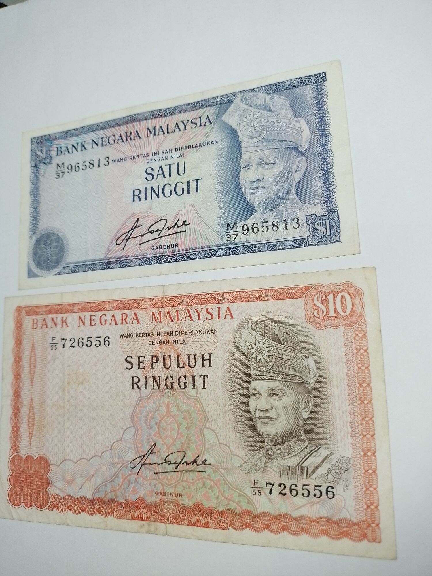 RM1 and RM10 4th Series Banknotes, signature- Aziz Taha, No holes, No ...