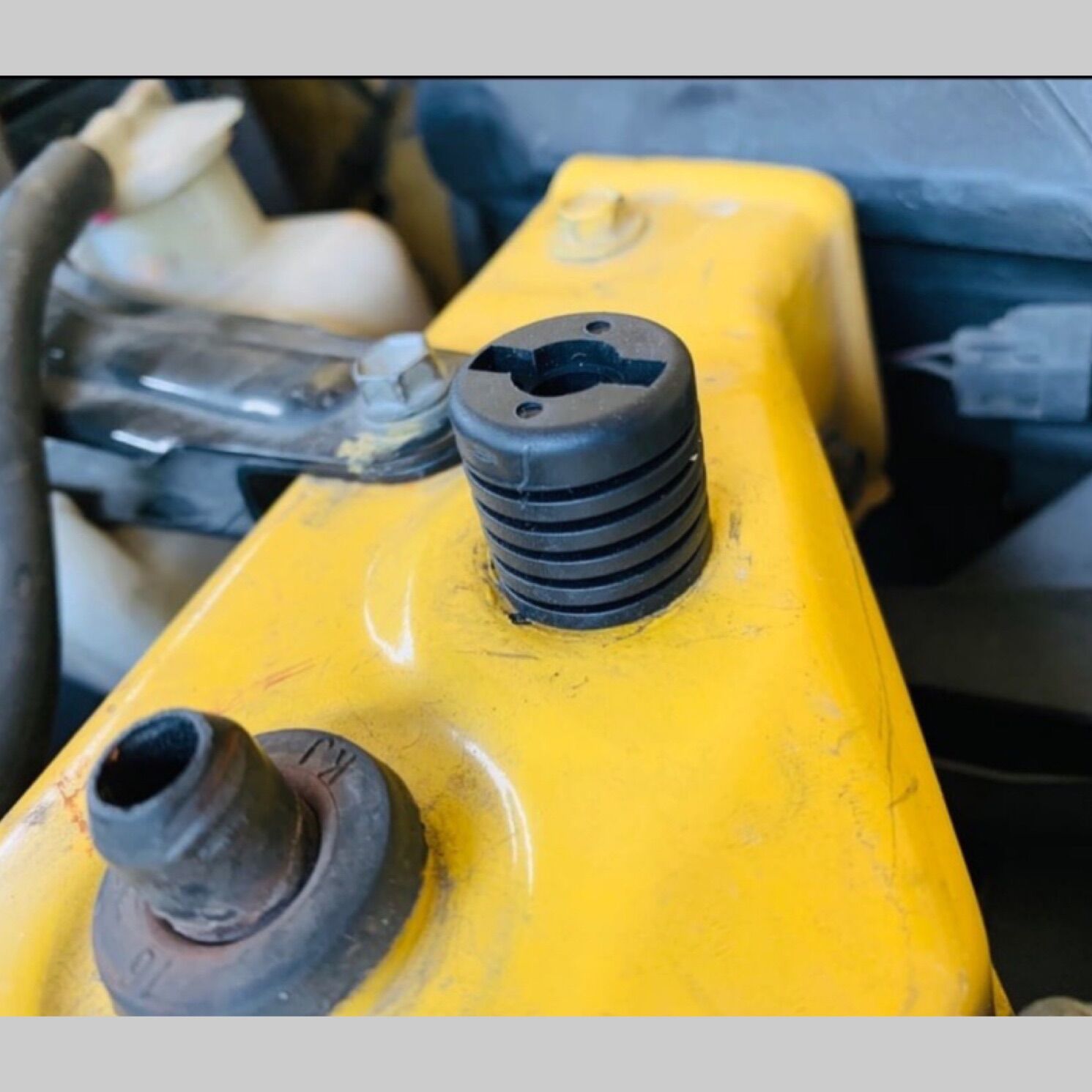 (1pc) Front Bonnet Rubber Bush Perodua Myvi / Myvi Lagi Best / Bezza ...